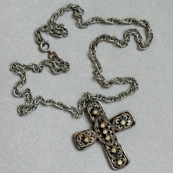 Tortolani | Jewelry | Vintage Tortolani Decorative Metal Cross Pronged ...